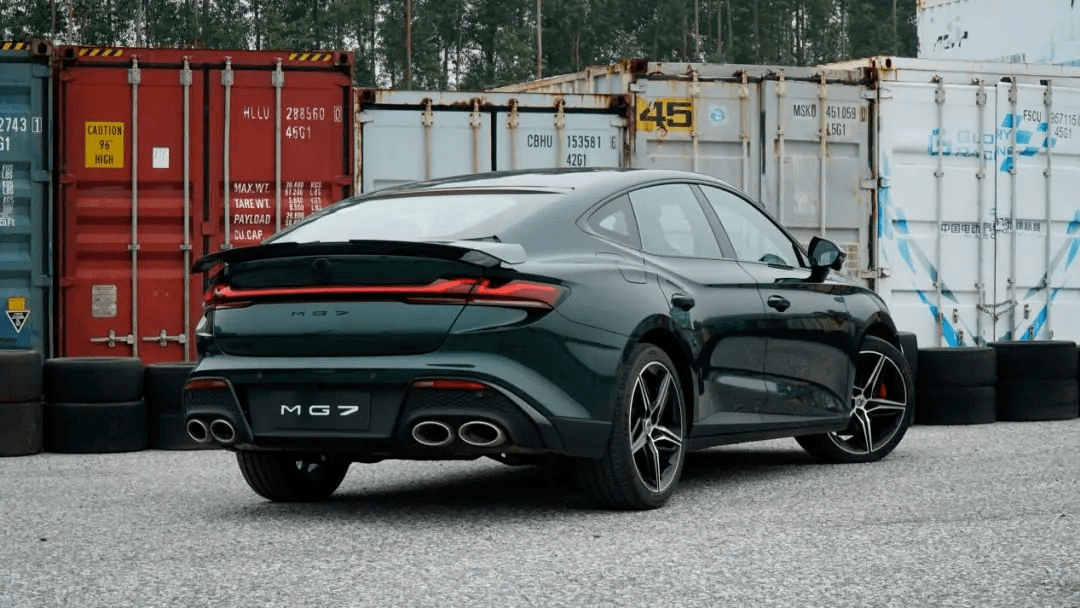 2.0T+9AT，261马力，近4.9米，33寸大屏，12万起，这么买最划算_搜狐汽车_搜狐网