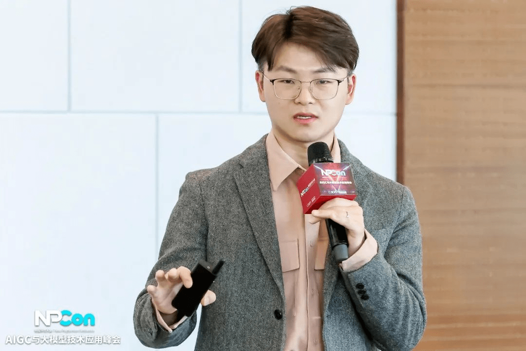 开发者需要像适应 IDE 一样学习和适应 AI | NPCon 演讲实录_编程_模型_代码生成