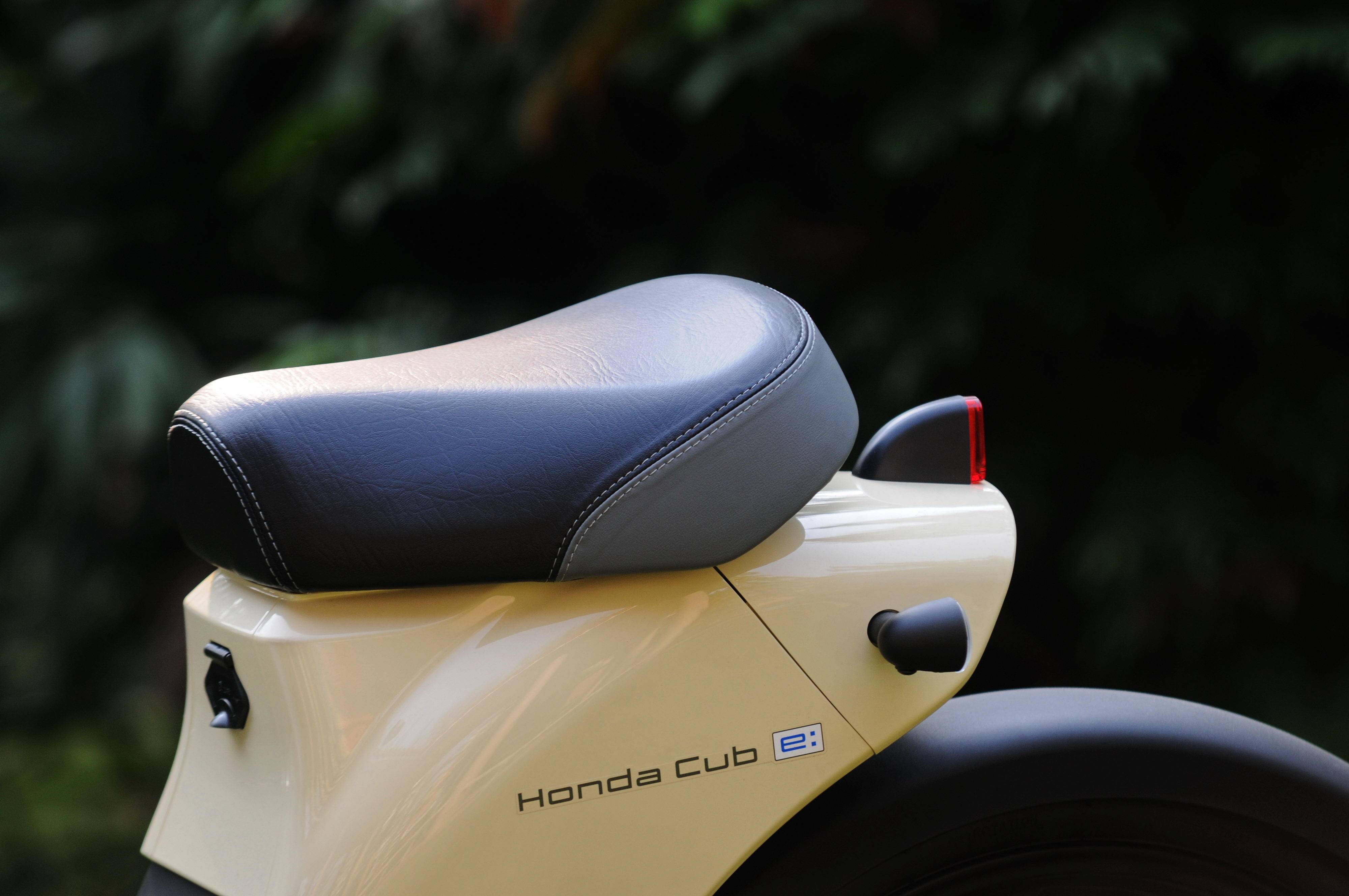 实拍 两轮大全：五羊-本田 Cub e：电动车_搜狐汽车_搜狐网