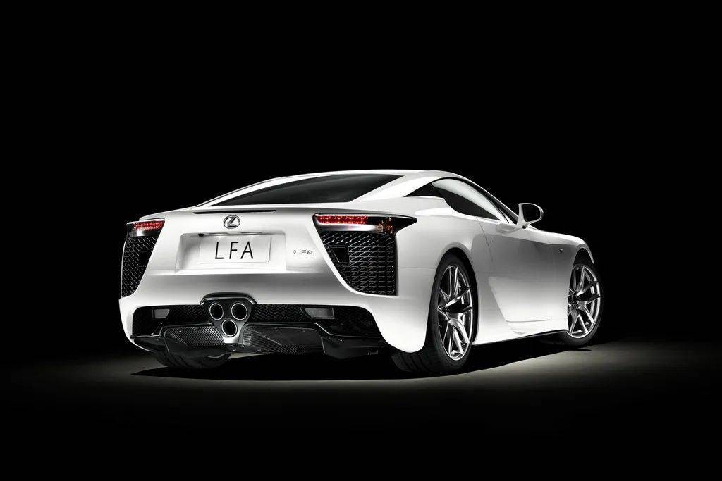 手掌上的日本の超级跑车_搜狐汽车_搜狐网