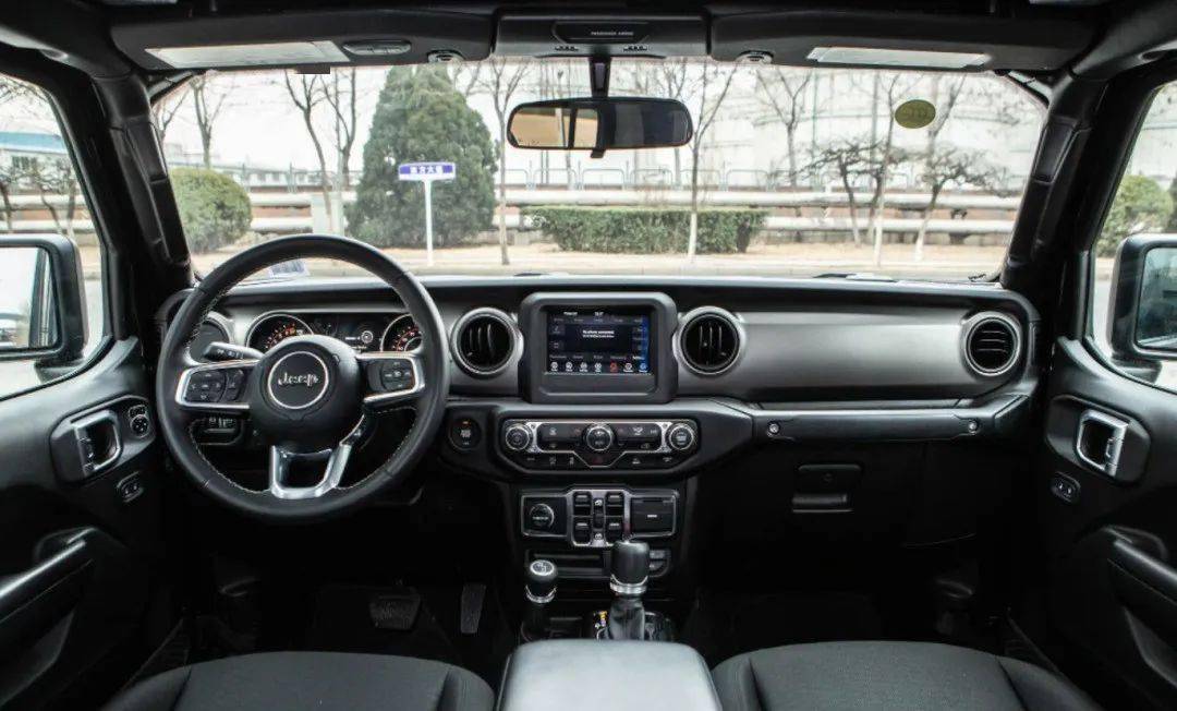 jeep牧马人“皮卡”来了，车长5.6米，2.0T+8AT+四驱，威猛又霸气_搜狐汽车_搜狐网
