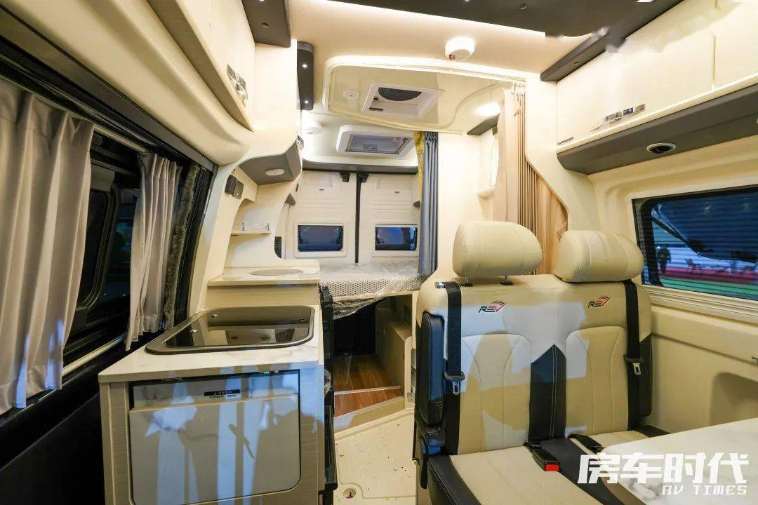 新款瑞弗启界R500 全新福特全顺V362底盘 人性化升级 旅居理想选择_搜狐汽车_搜狐网