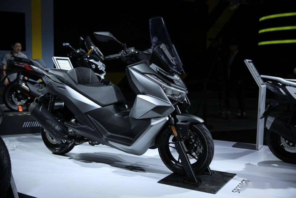 无极新款SR4 Max售40766元起，900拉力/500巡航/250大踏板亮相_搜狐汽车_搜狐网