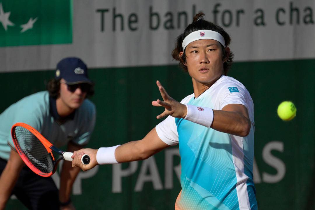 创历史！张之臻拿下中国大陆男网法网正赛首胜_商竣_首轮比赛_对手