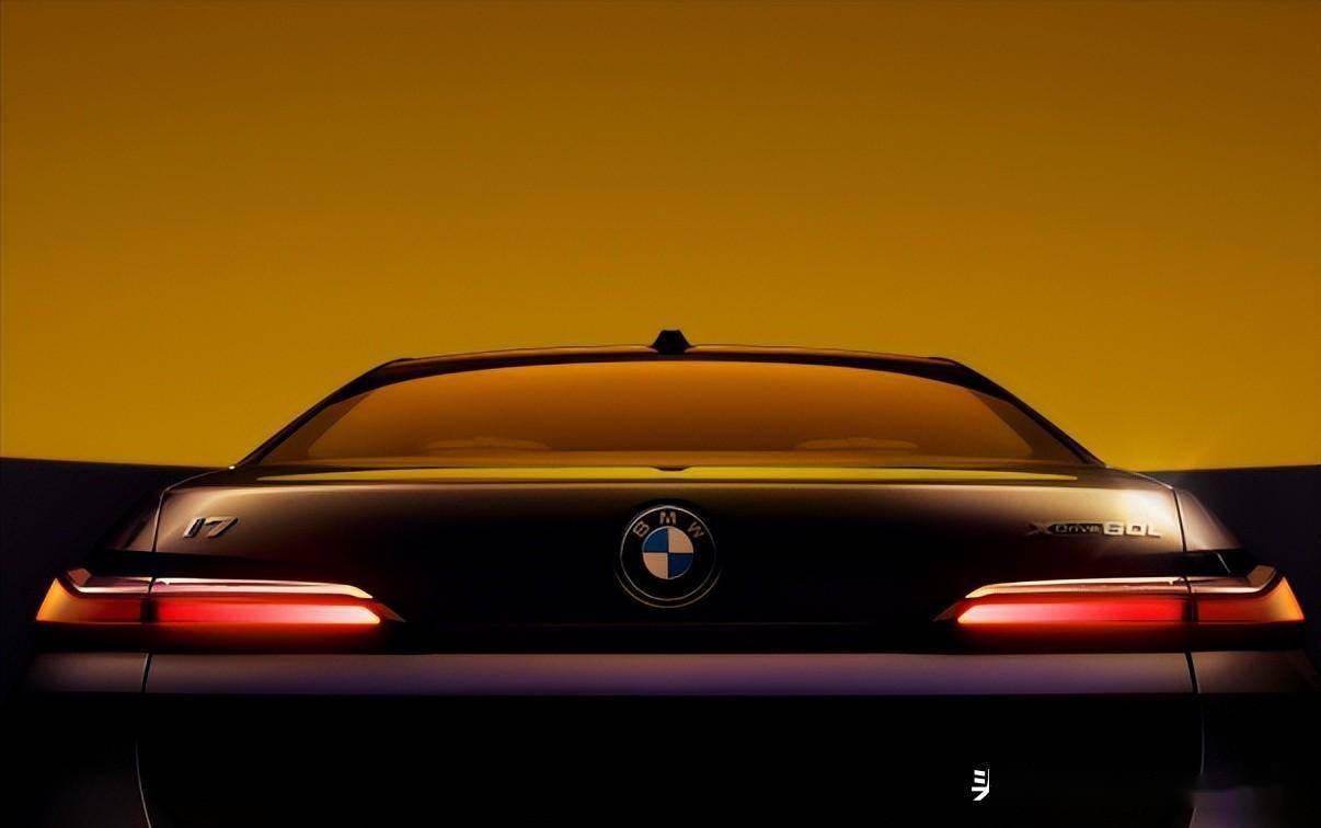 BMW i7全新纯电旗舰“上市大卖”：自重2.7吨4个月交强上牌77辆！_搜狐汽车_搜狐网