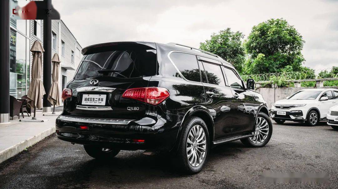 这个“巨无霸”，气场拿捏到位，实力不输揽胜，半价左右！【英菲尼迪QX80 5.6L 4WD】_搜狐汽车_搜狐网