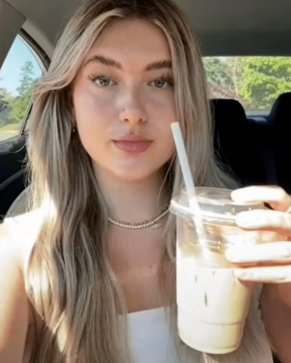 我太漂亮了, 所以不能工作! 辣妹言论爆火! 网友却说..._Lucy_来自_图片