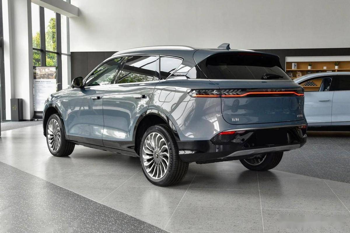 蔚来ES6官宣降价3万，若预算35万落地，选它还是岚图FREE？_搜狐汽车_搜狐网