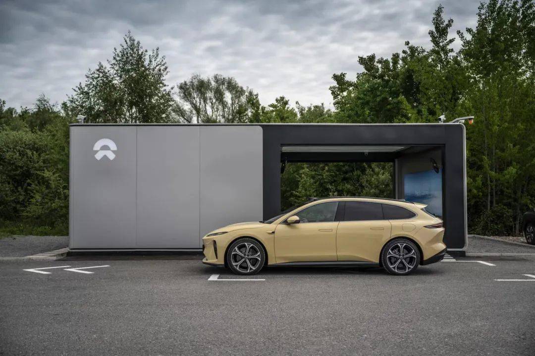 ET5 T对标Model Y、再获11亿美元投资：蔚来“长期主义”的底气_搜狐汽车_搜狐网