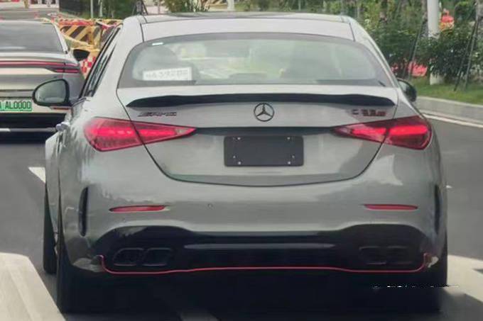 奔驰新款AMG C63国内实拍！换2.0T四缸 动力更强_搜狐汽车_搜狐网