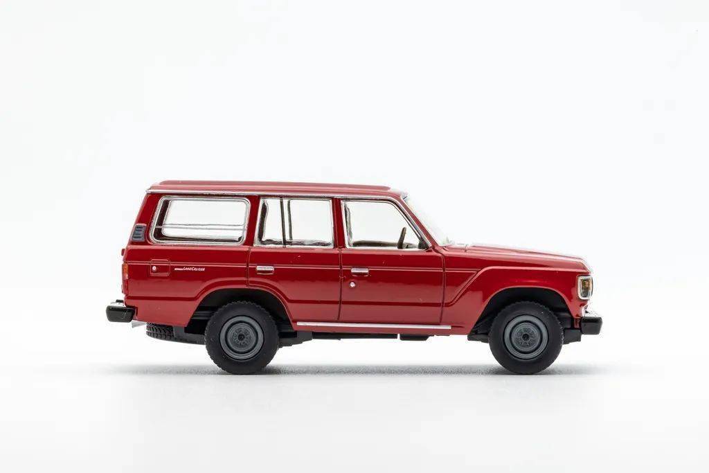 TLV的刷色套路，陆巡LC60早期版模型试玩_搜狐汽车_搜狐网