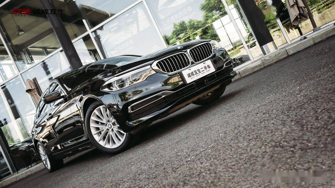 3系的预算买一辆5系，还是插混，它不香？【宝马5系新能源 里程升级版 530Le 先锋版】_搜狐汽车_搜狐网