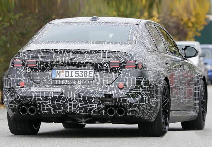 宝马全新一代M5曝光！动力不降反涨/进口引入_搜狐汽车_搜狐网