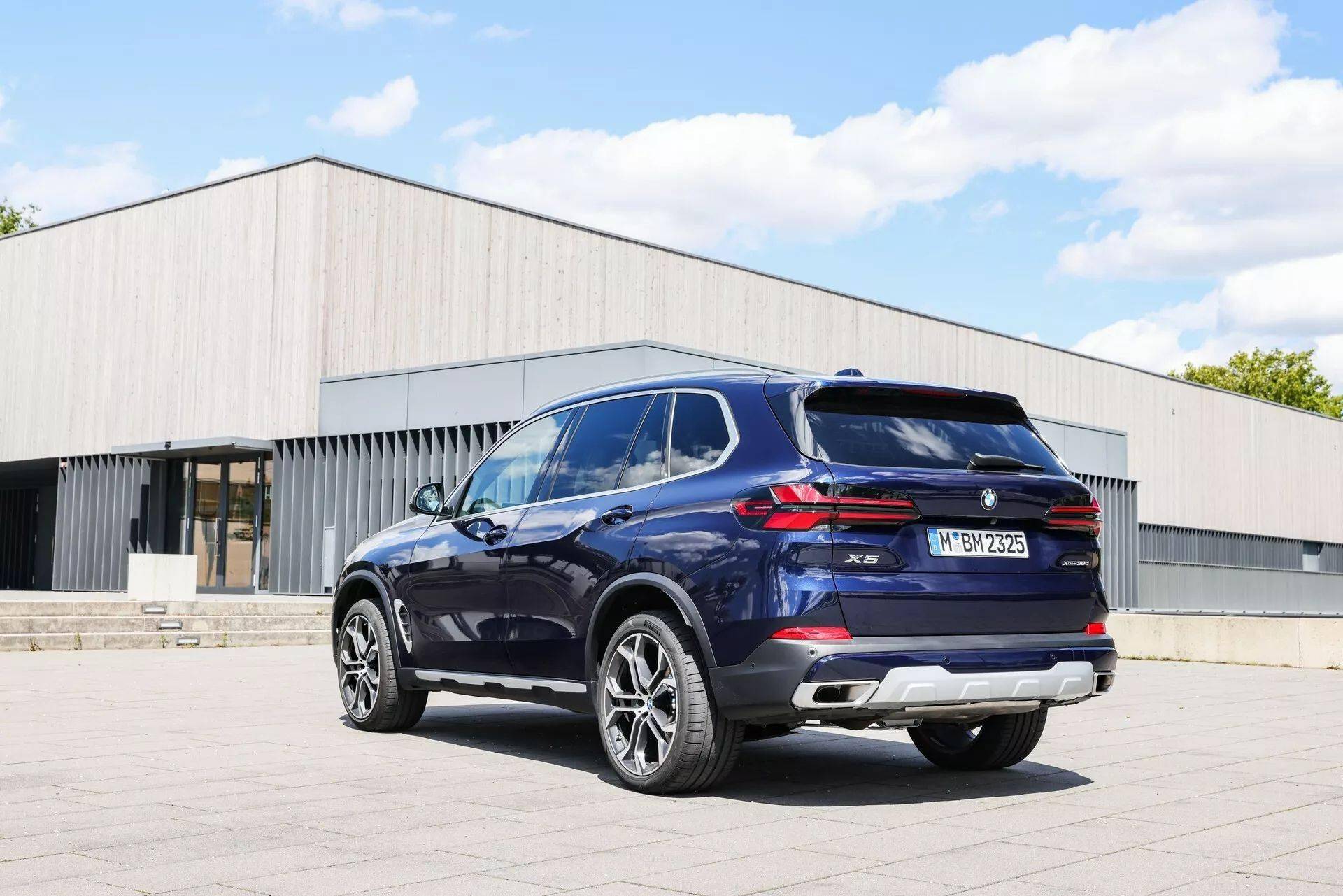 外观/内饰升级调整 新款宝马X5/X5 M官图发布_搜狐汽车_搜狐网