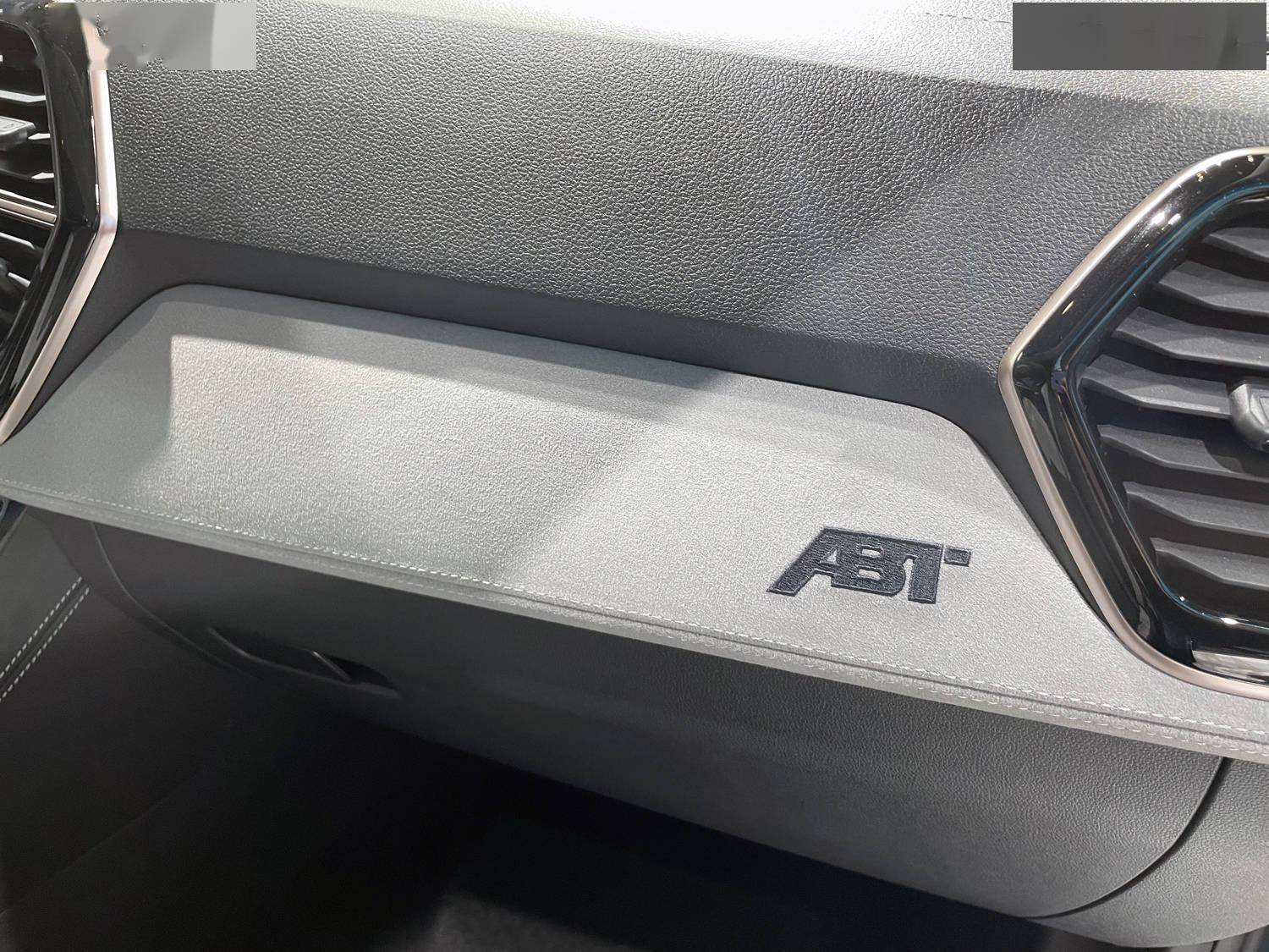 2023成都车展探馆 新捷达 VS7 ABT限量版_搜狐汽车_搜狐网