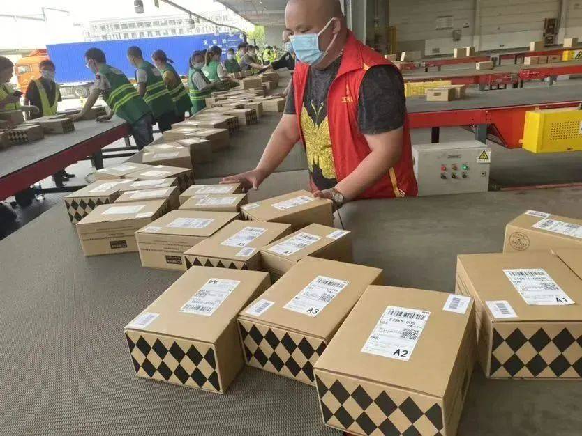 人均快递支出614元！山西太原统计公报出炉！_服务_邮政_太原市