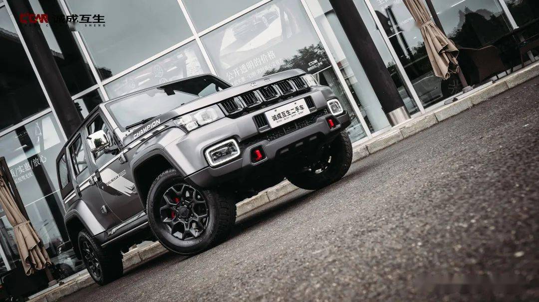(最新到店)越野悍将，实力不输坦克300，10几万！【北京BJ40 2.0T 自动四驱环塔冠军版】_搜狐汽车_搜狐网