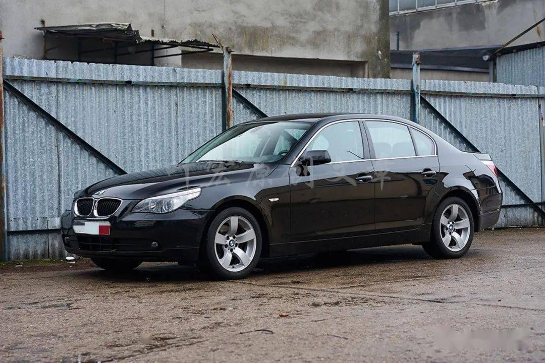 入门级动力也是6缸2005年德国版BMW 523i手动_搜狐汽车_搜狐网