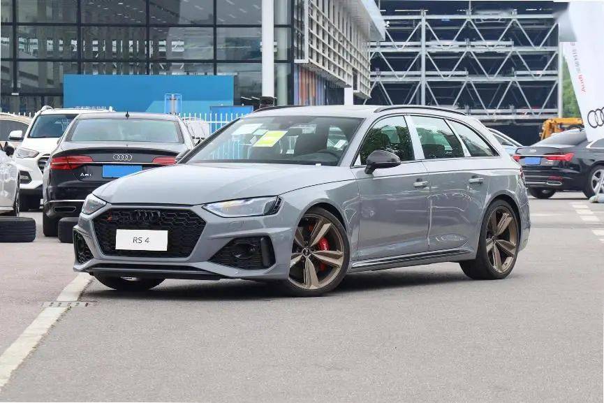 全系标配2.9T＋采埃孚8AT、超级4驱，性能强悍，最美翘臀！_搜狐汽车_搜狐网