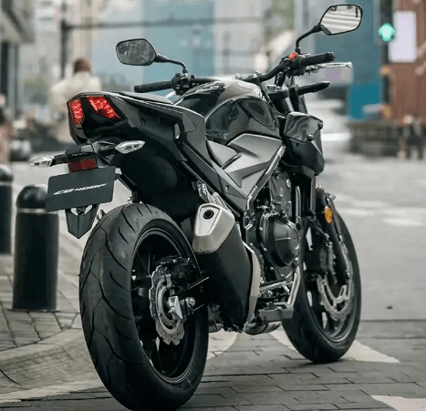 2.88万的本田CB400F运动街车..._搜狐汽车_搜狐网