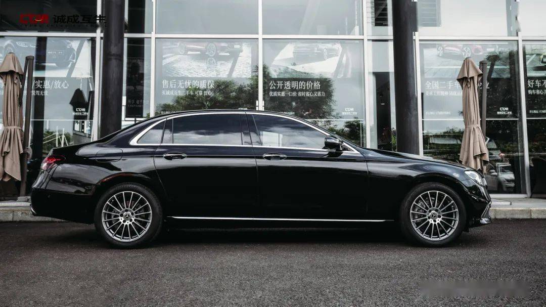 (最新到店)美学+豪华“E”术，还带龙膜，仅30几万！【奔驰E级 2022款 E260L】_搜狐汽车_搜狐网