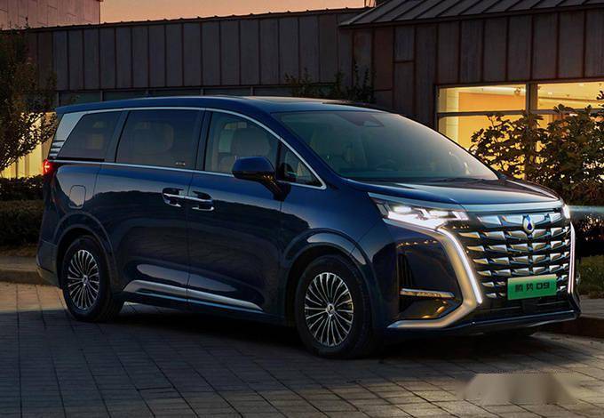 比亚迪仰望首款MPV曝光！“换壳”腾势D9/pk雷尔法_搜狐汽车_搜狐网